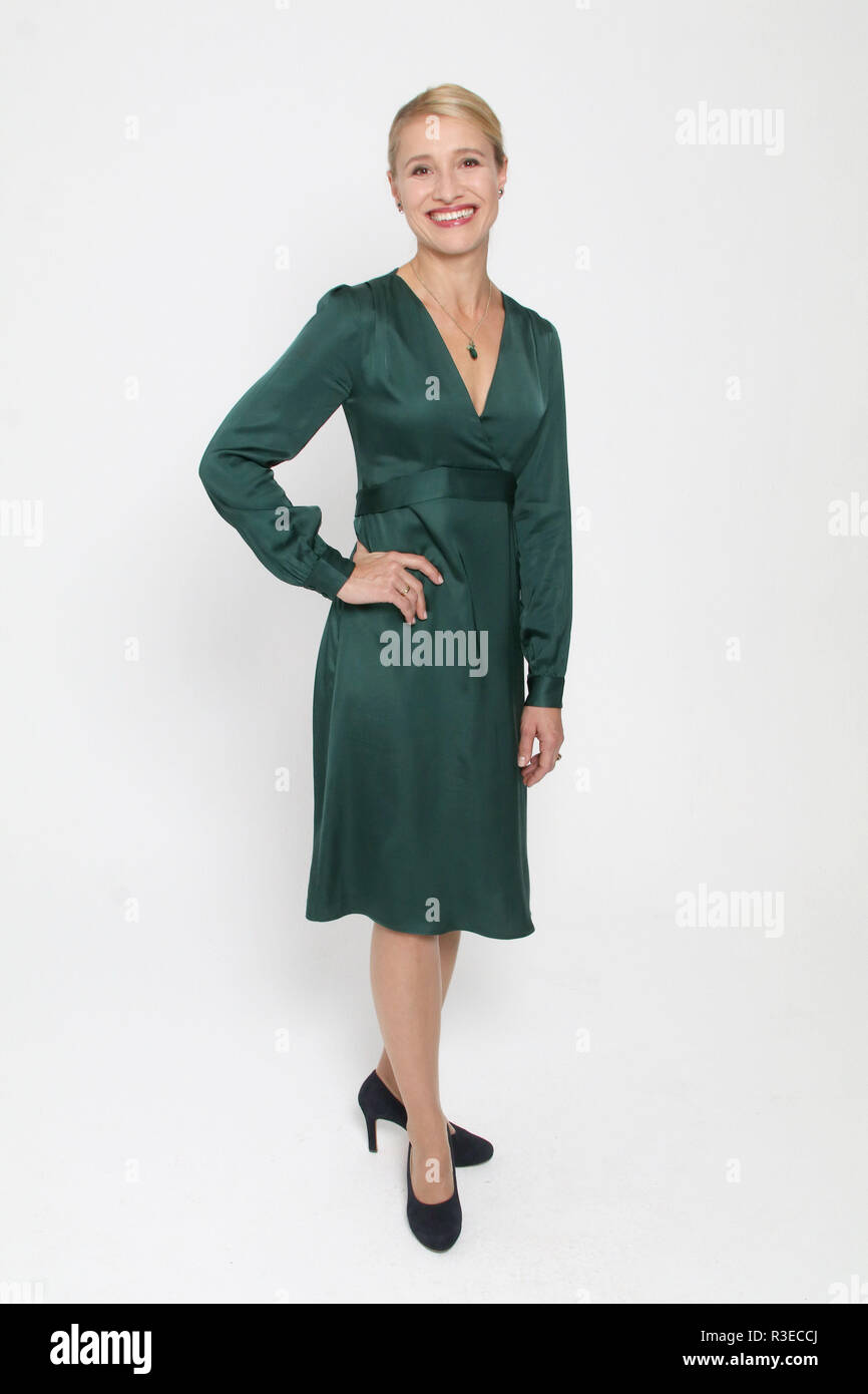 Fotoauftrag der 16. Saison der Deutschen daily soap opera 'Rote Rosen ...