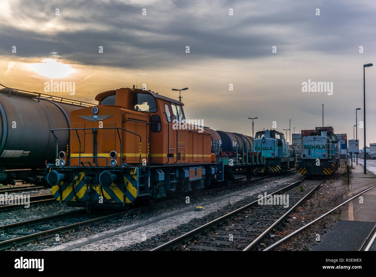 Intermodaler tankcontainer -Fotos und -Bildmaterial in hoher Auflösung ...