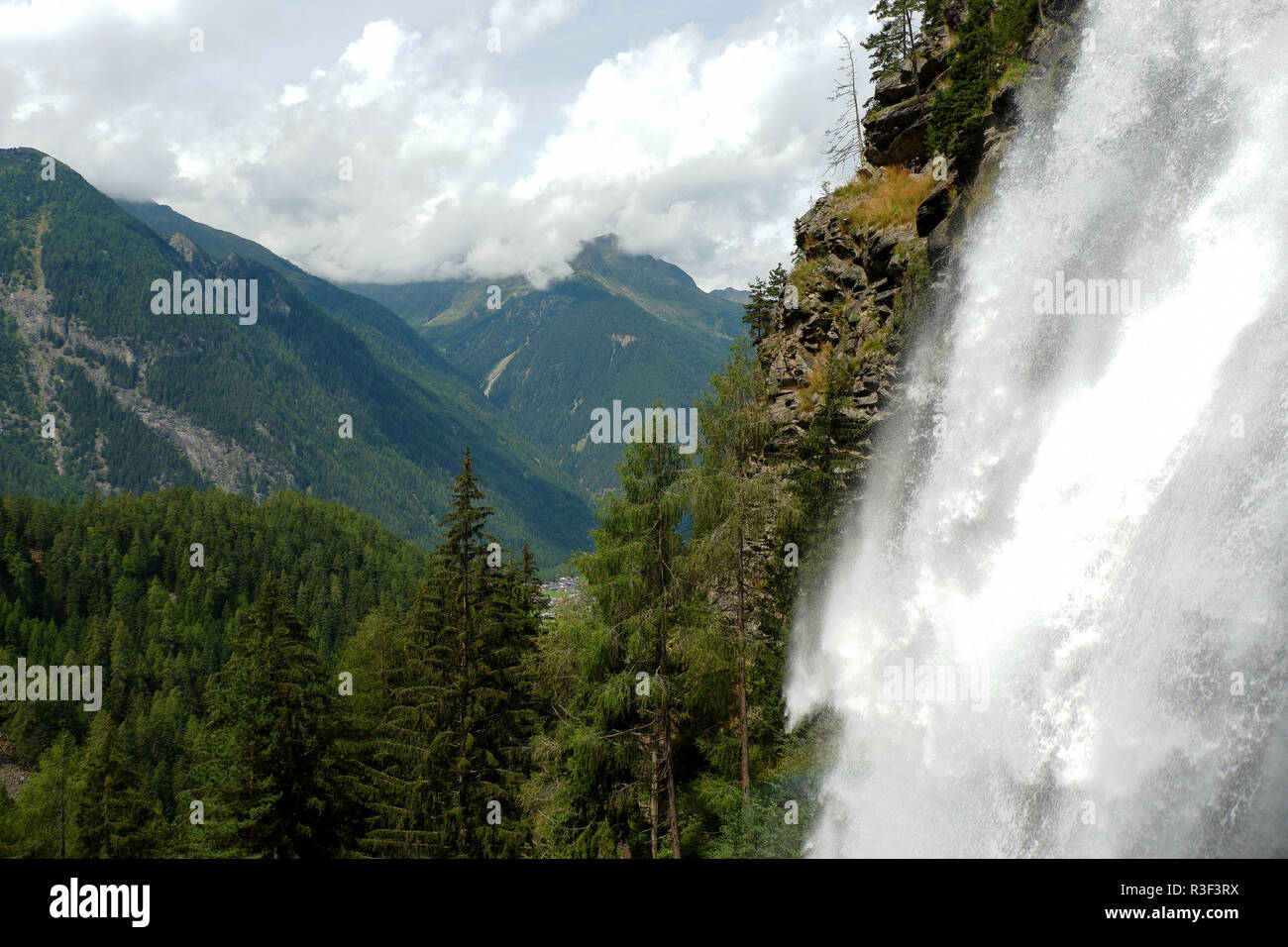 Stuiben wasserfall -Fotos und -Bildmaterial in hoher Auflösung – Alamy