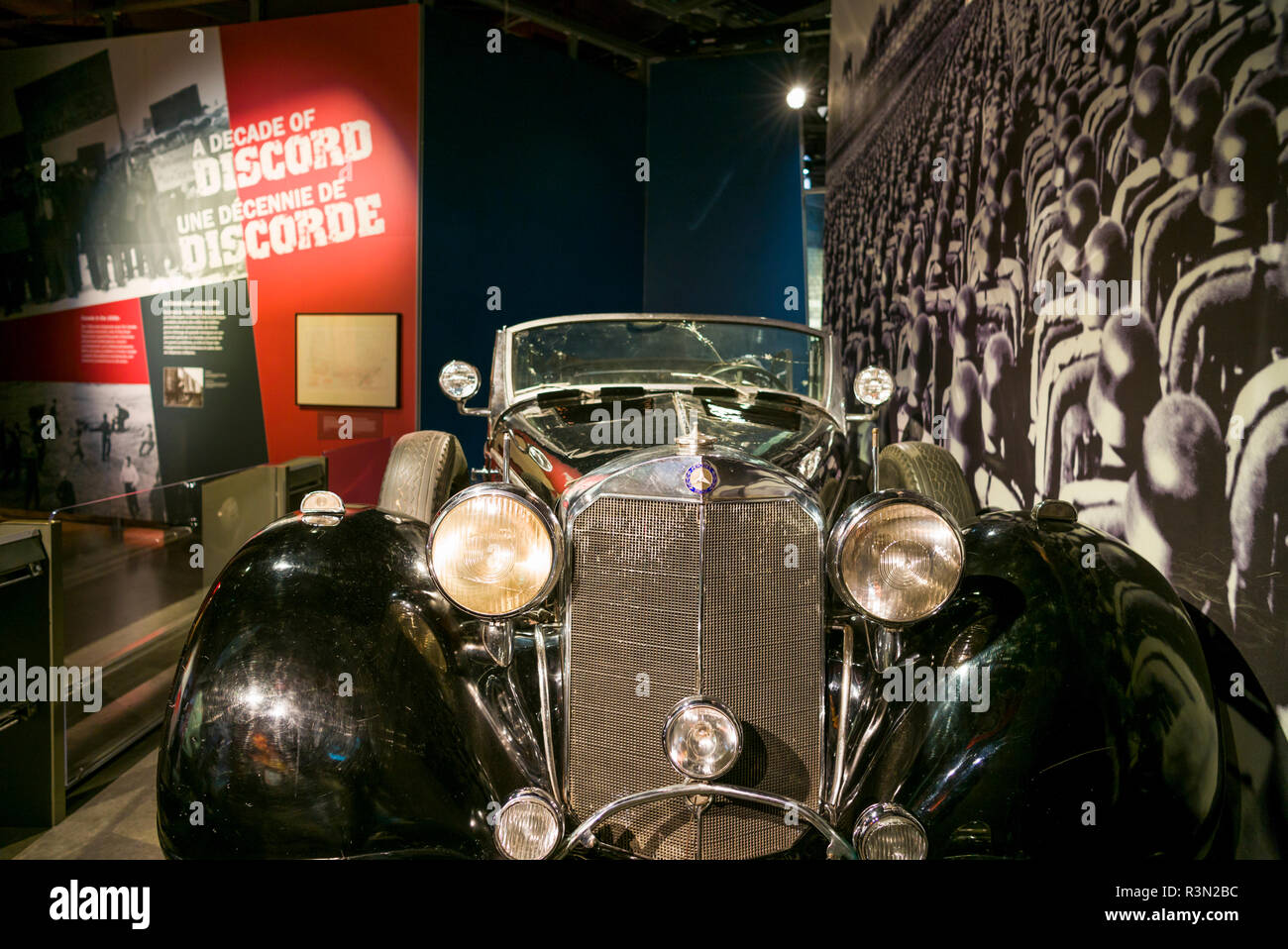 Adolf hitler his mercedes -Fotos und -Bildmaterial in hoher Auflösung ...