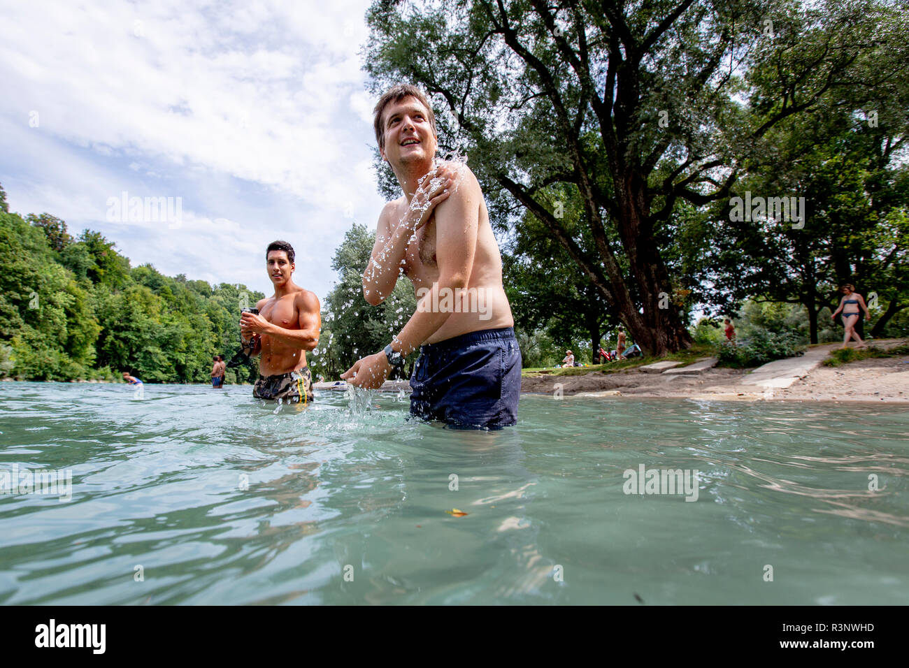 Aare River Swimming Stockfotos & Aare River Swimming Bilder - Alamy