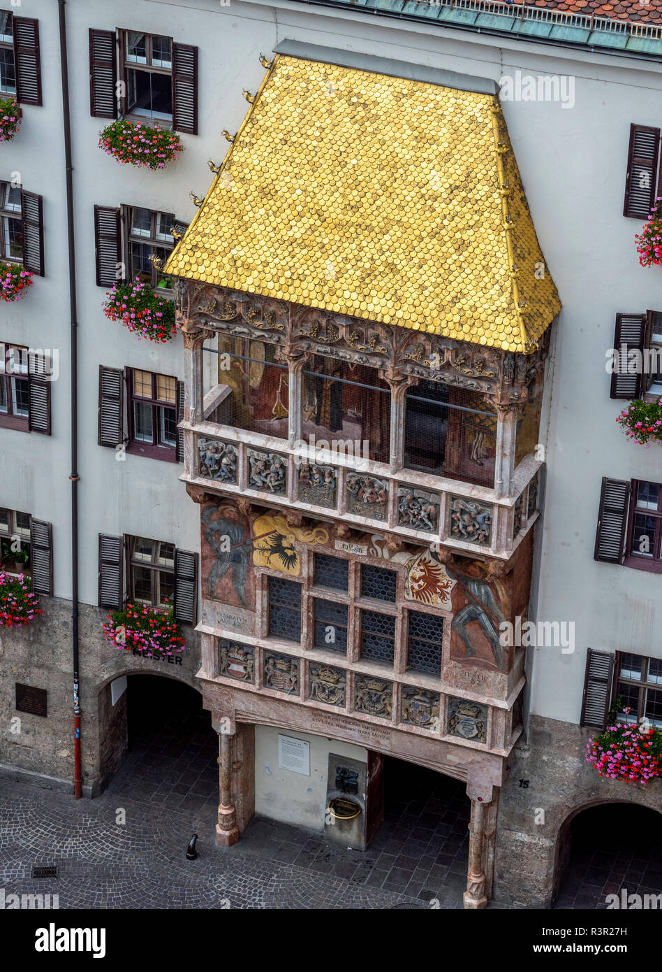 Das goldene dachl -Fotos und -Bildmaterial in hoher Auflösung – Alamy