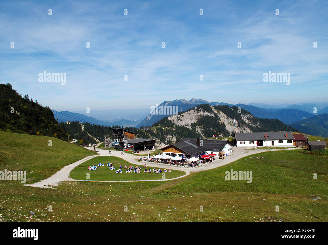 Hoch Alm Haus in Berg Alpspitze, Bayern, Deutschland Stockfotografie ...