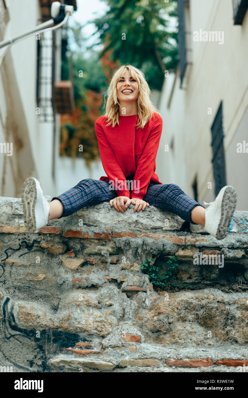 Blonde Blonde Frau Stockfotos und -bilder Kaufen - Alamy