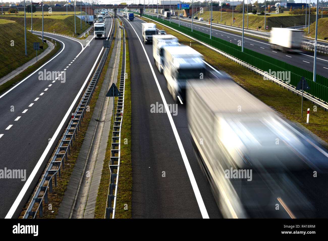 Linie autostrada Stockfotos und -bilder Kaufen - Alamy