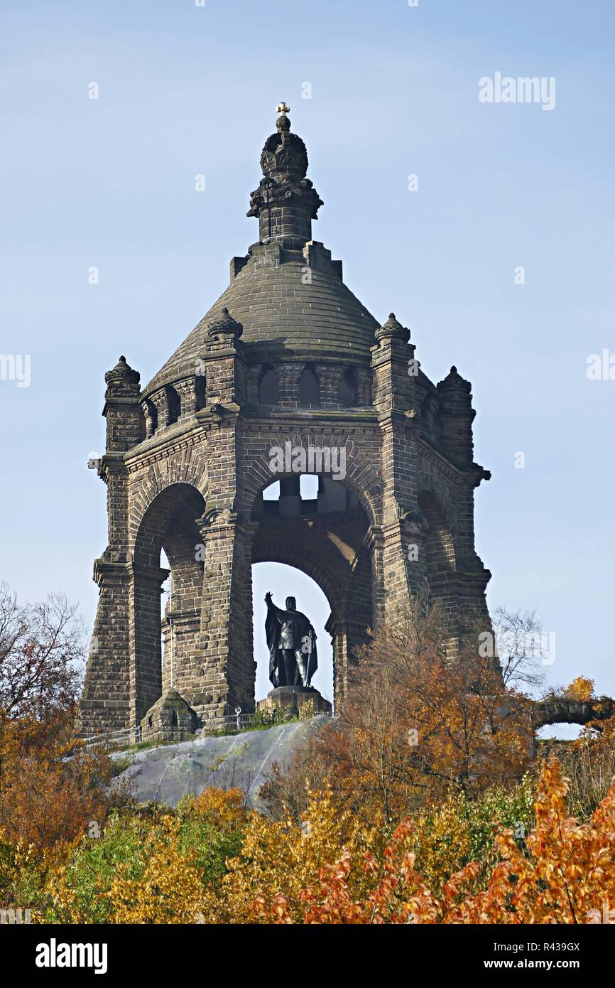 Kaiser wilhelm denkmal porta westfalica -Fotos und -Bildmaterial in ...