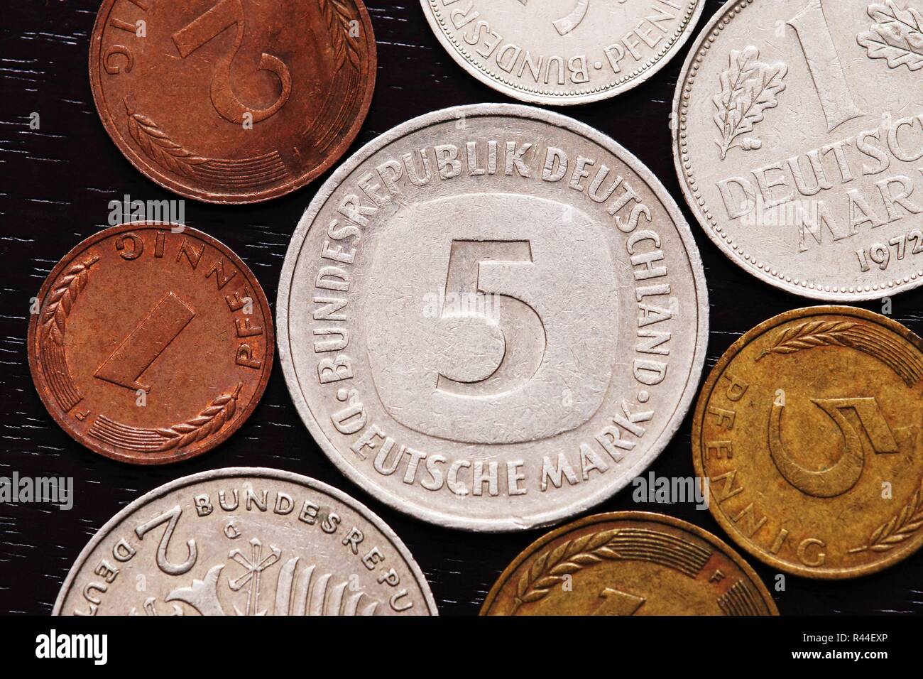Deutsche mark scheine -Fotos und -Bildmaterial in hoher Auflösung – Alamy