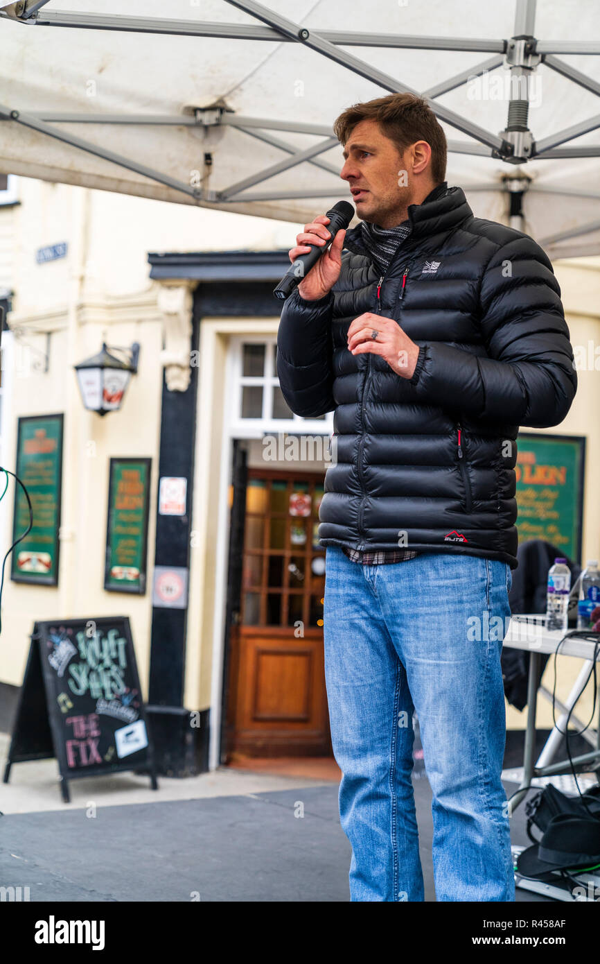 Turner fernseher -Fotos und -Bildmaterial in hoher Auflösung – Alamy