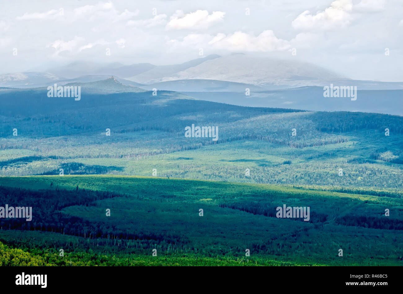 Ural Mountain Range Stockfotos & Ural Mountain Range Bilder - Alamy