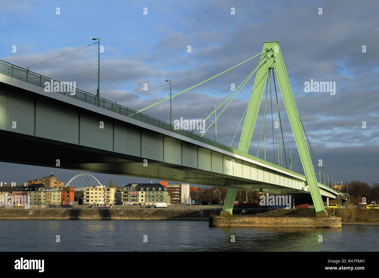 Pylonen bra cke -Fotos und -Bildmaterial in hoher Auflösung – Alamy