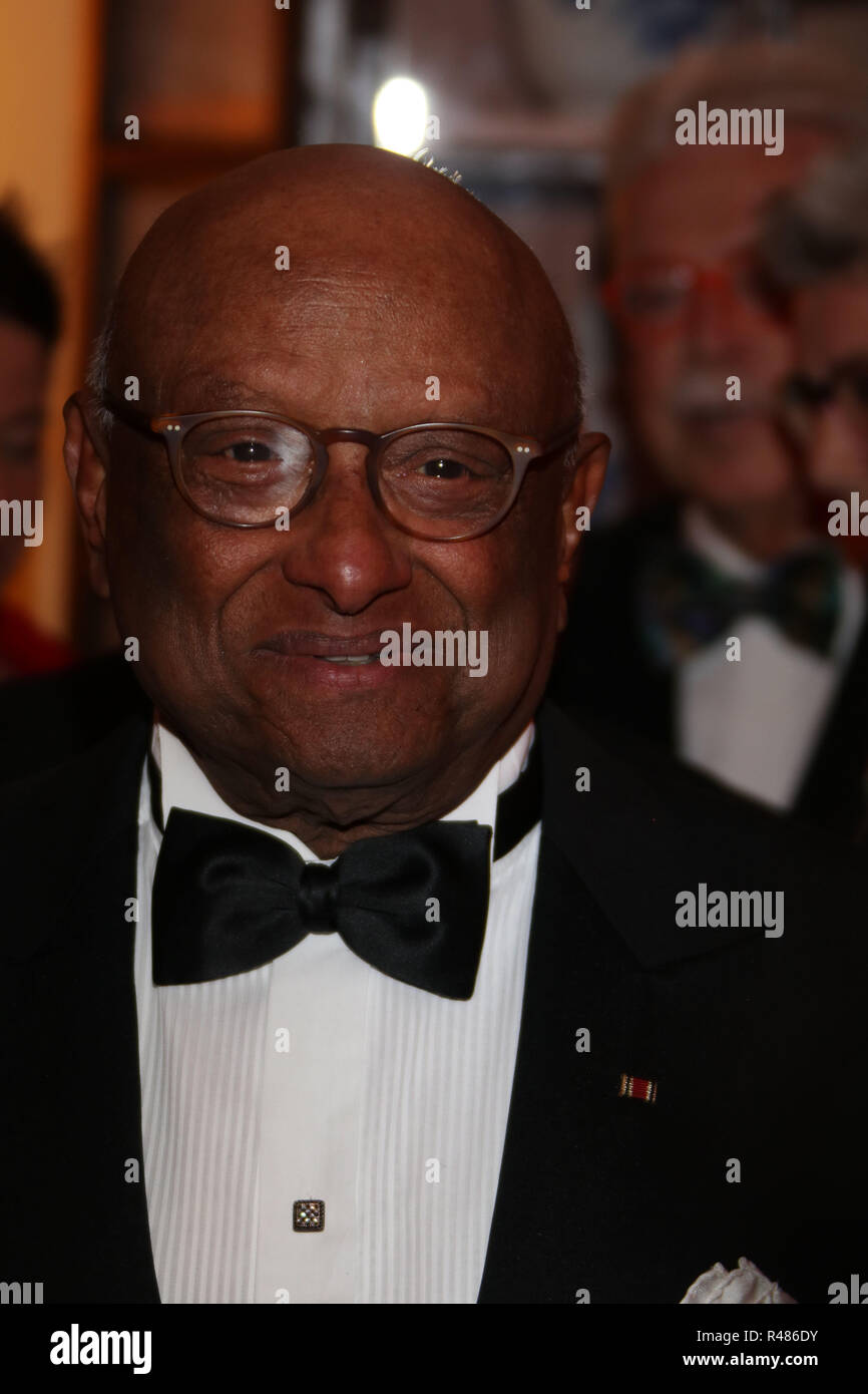Ian Karan, Verleihung des Champagner Preis fuer Lebensfreude, Hotel ...