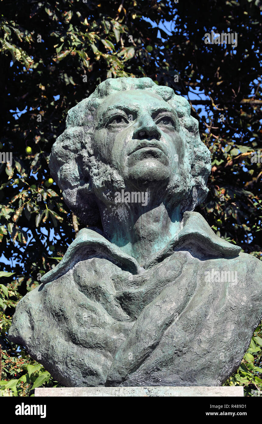 Alexander puschkin bust -Fotos und -Bildmaterial in hoher Auflösung – Alamy
