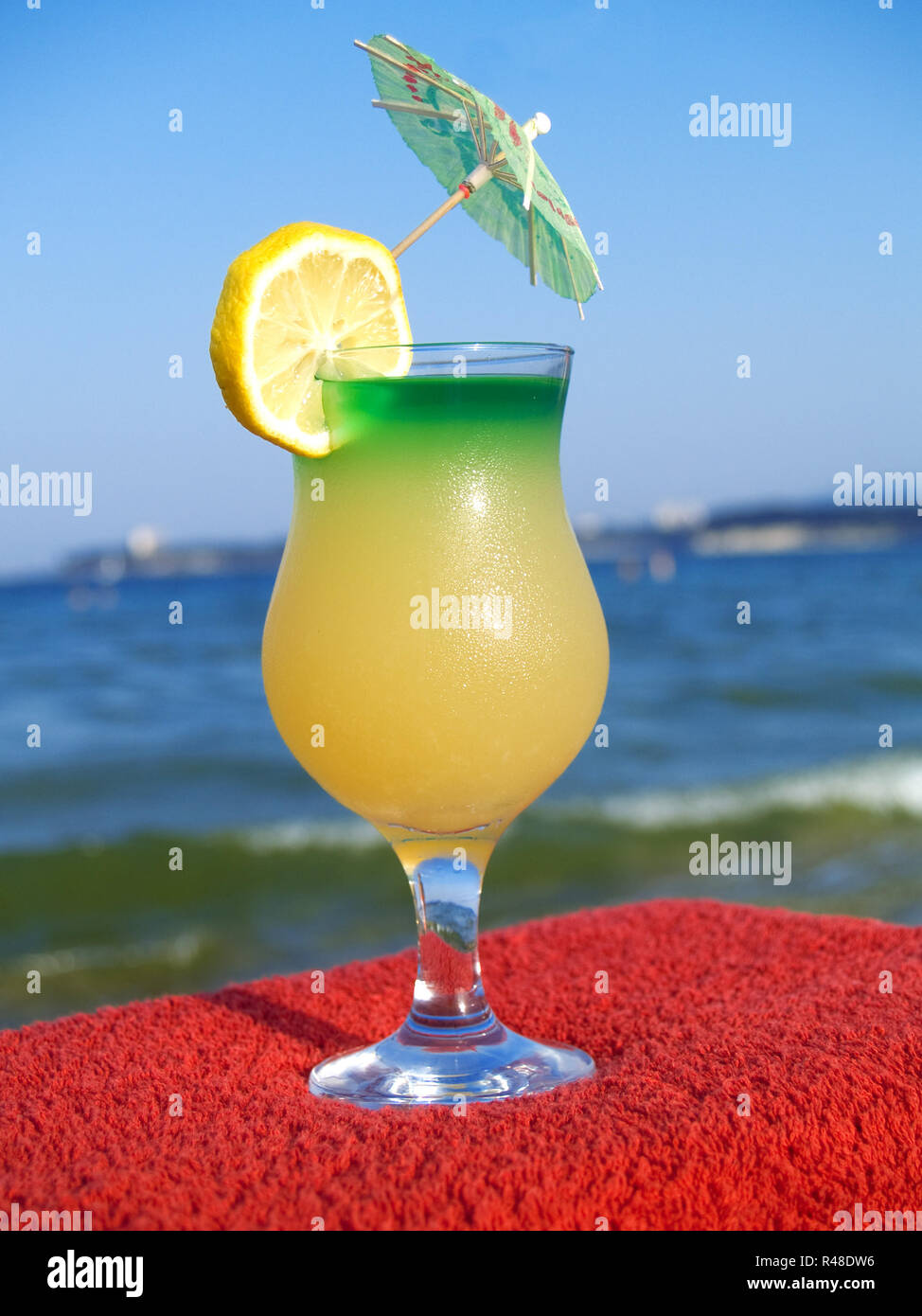 Cocktails am Strand, Cocktails am Strand, Cocktails am Strand ...