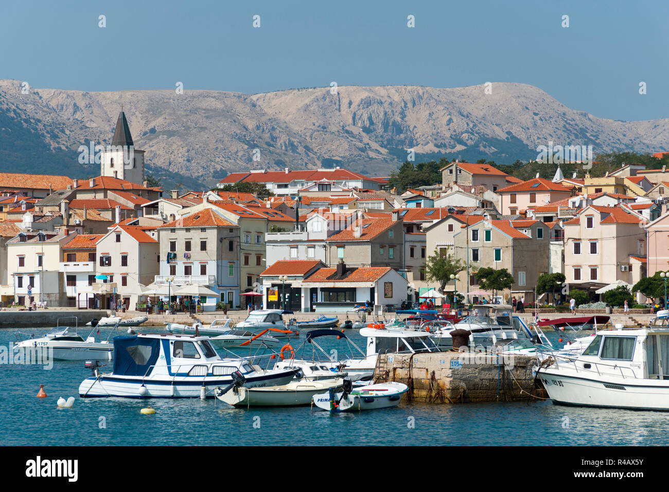 Hafen, Baska, Insel Krk, Kvarner Bucht, Kroatien Stockfotografie - Alamy