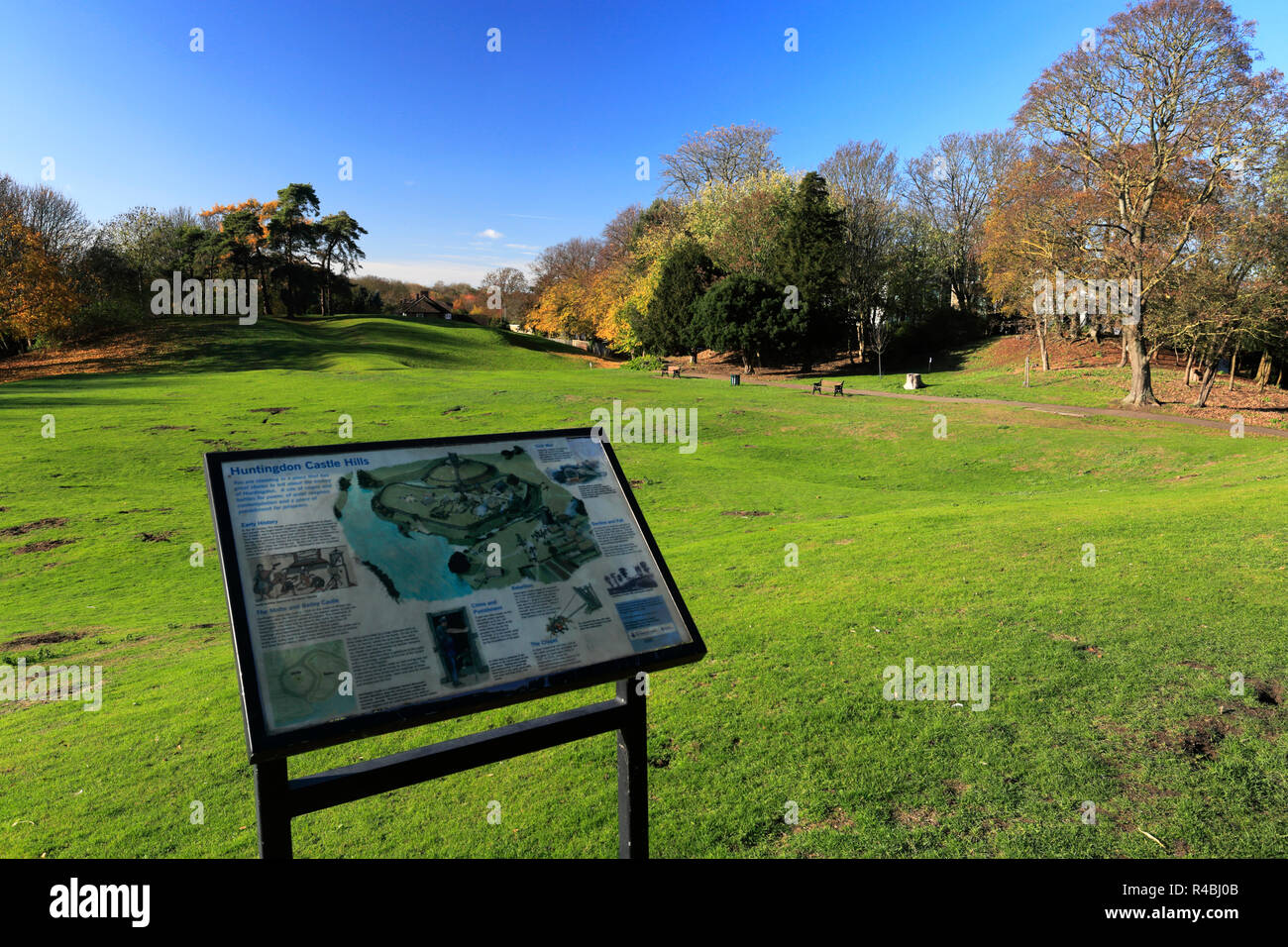 Motte und bailey castle huntingdon -Fotos und -Bildmaterial in hoher ...