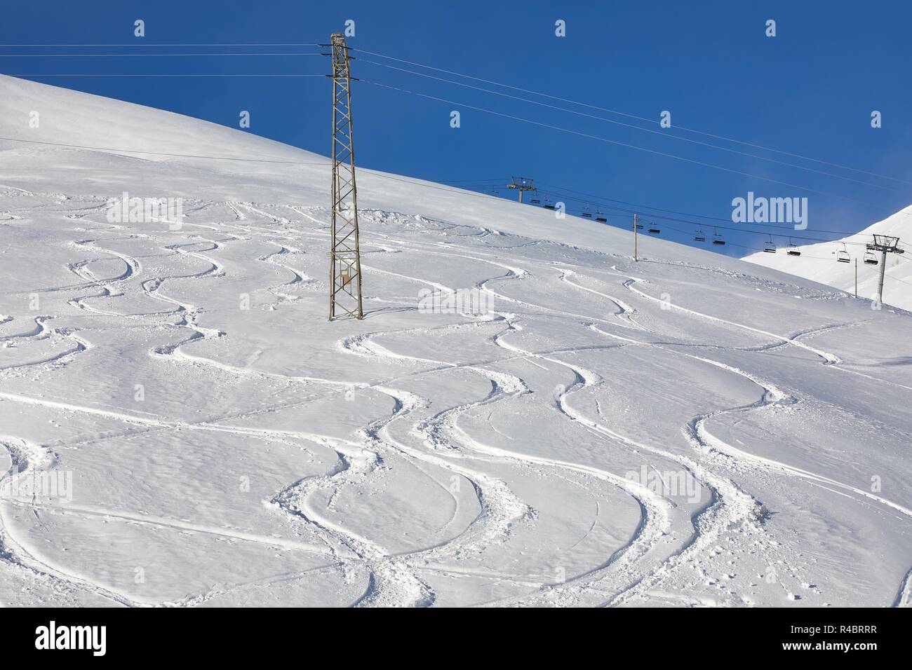 Skipiste piste -Fotos und -Bildmaterial in hoher Auflösung – Alamy