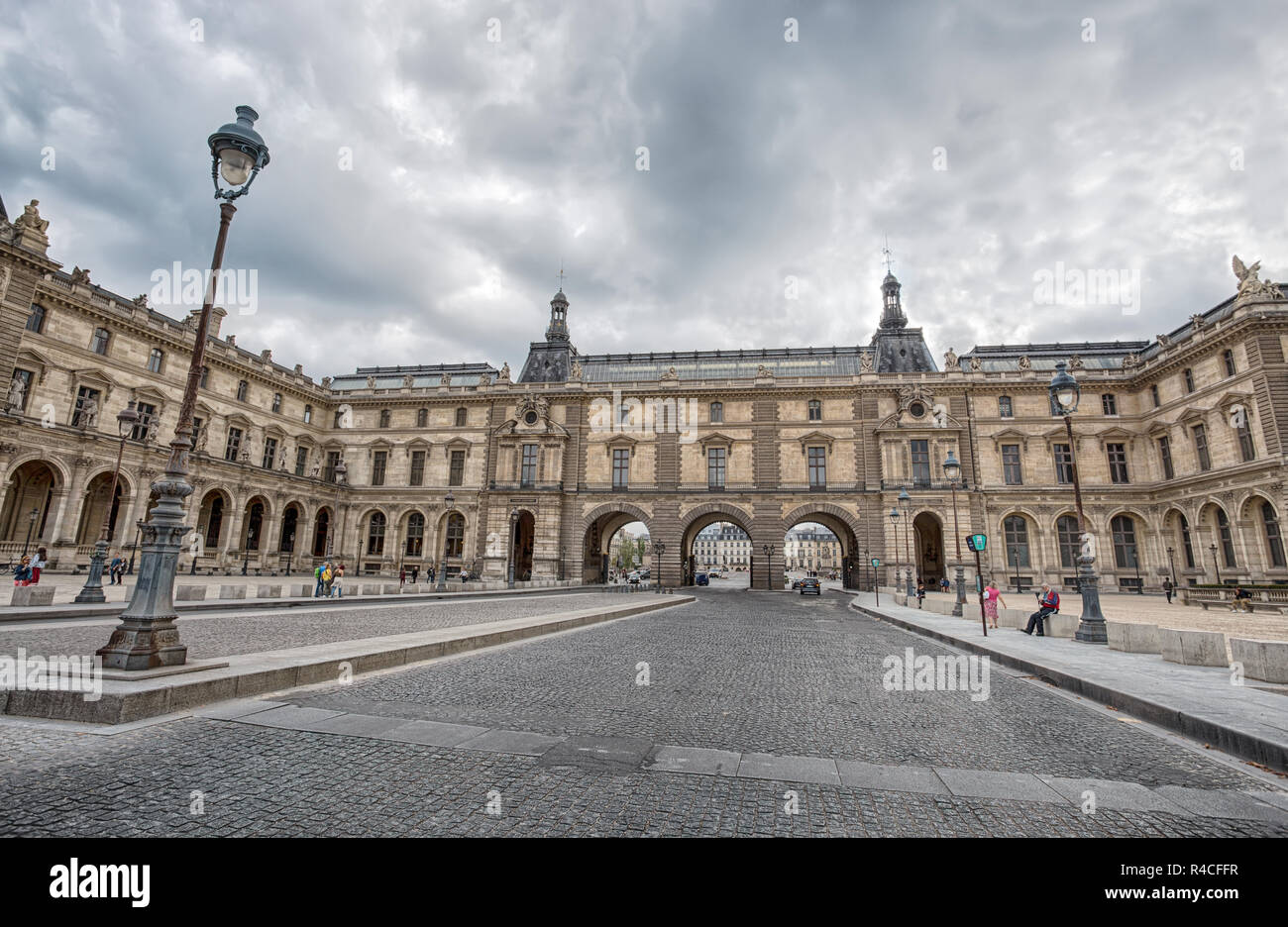 Place du carrousel louvre paris -Fotos und -Bildmaterial in hoher ...