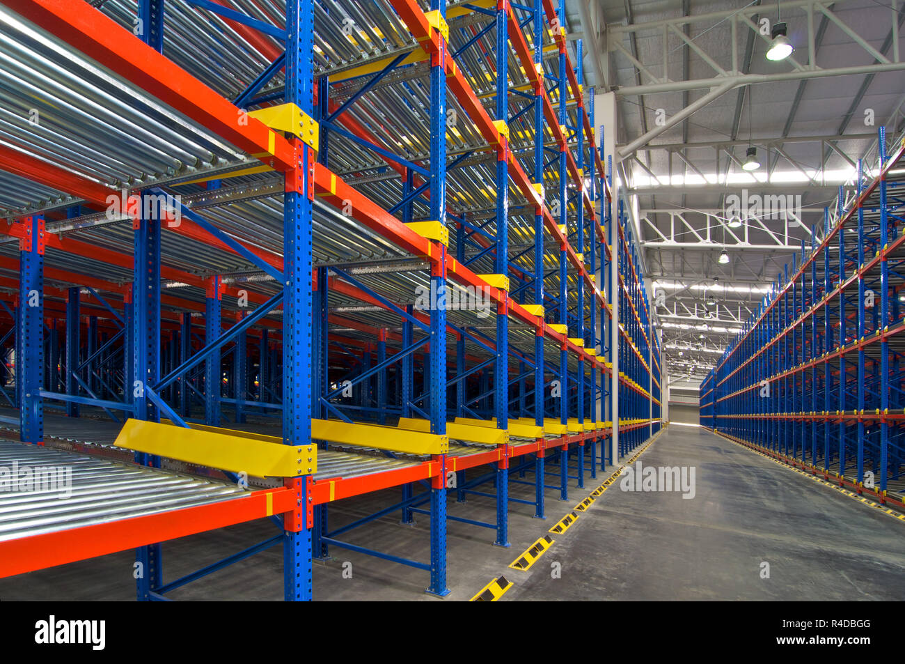 Distributionszentrum lager lager palettenregalsystem -Fotos und ...
