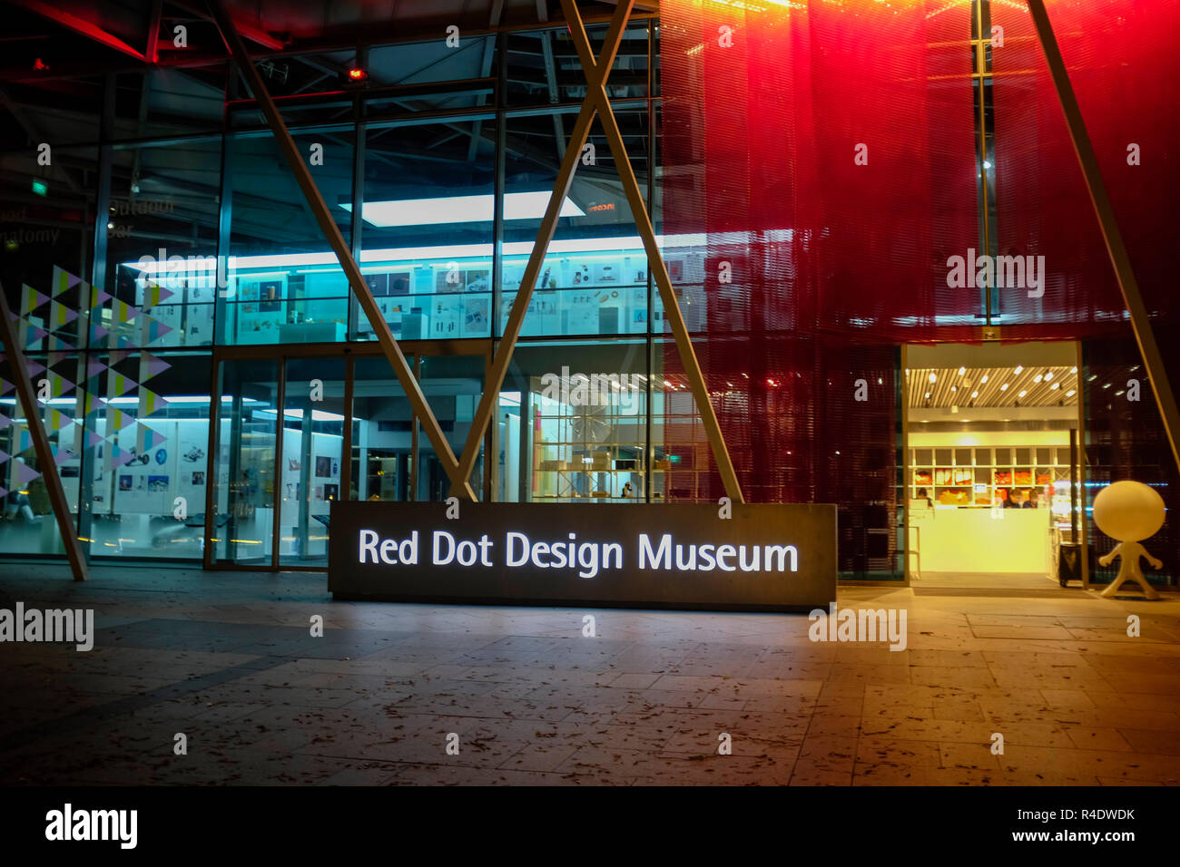 Red dot design museum -Fotos und -Bildmaterial in hoher Auflösung – Alamy