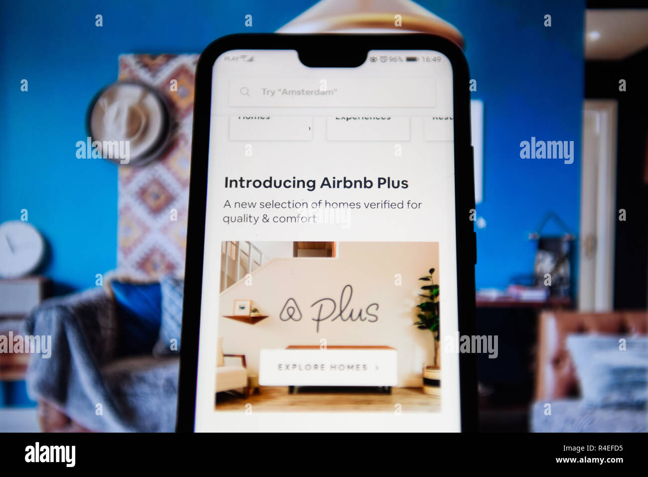 Airbnb plus application -Fotos und -Bildmaterial in hoher Auflösung – Alamy
