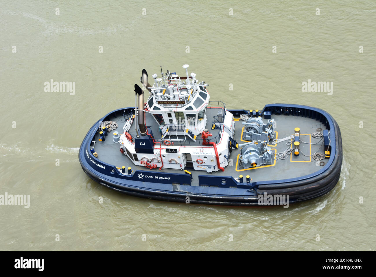 Canal tugboat -Fotos und -Bildmaterial in hoher Auflösung – Alamy
