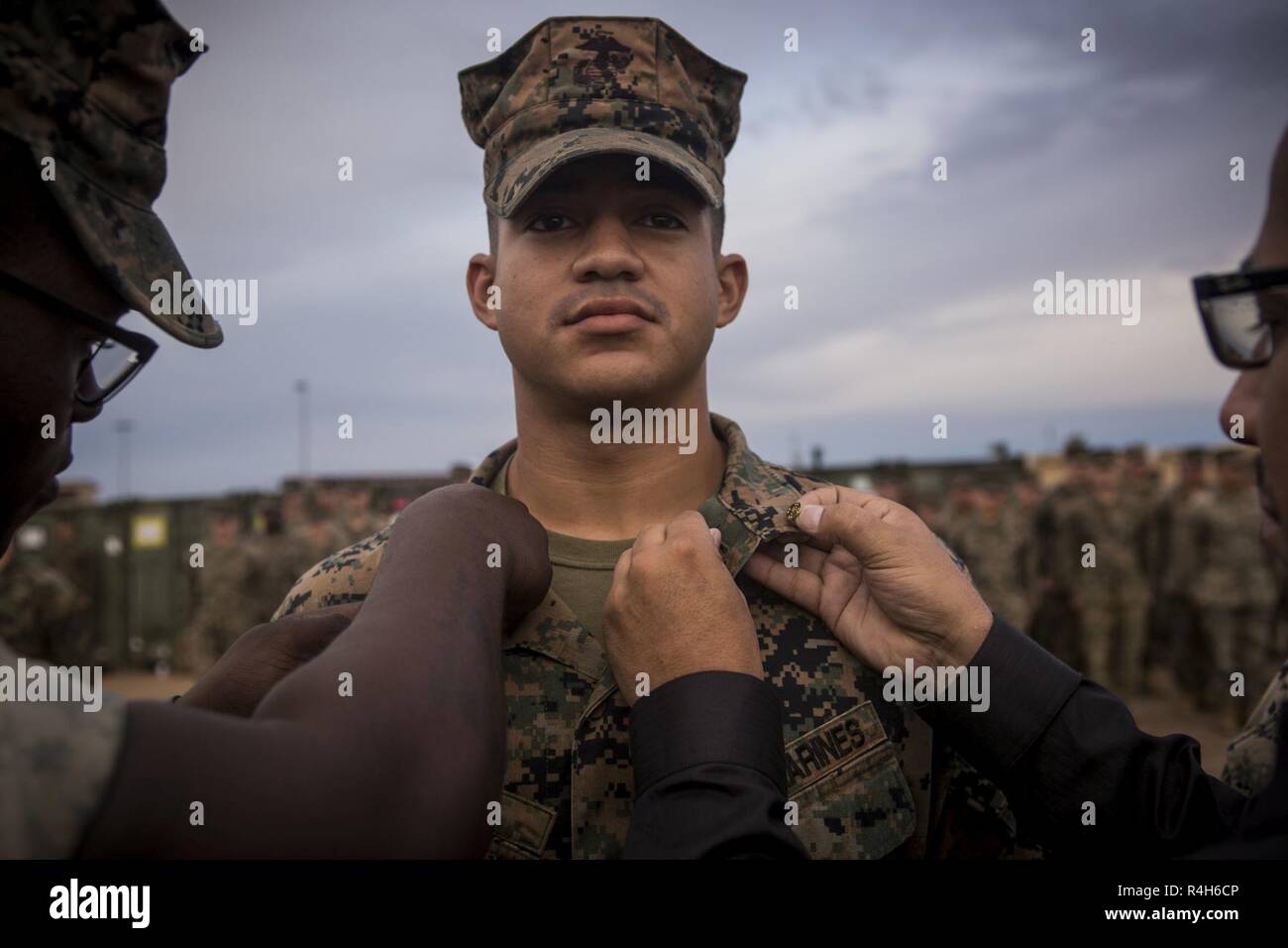 Us Marine Corps Sgt. Jeremy Laboy, eine Bekämpfung der Fotograf mit dem ...