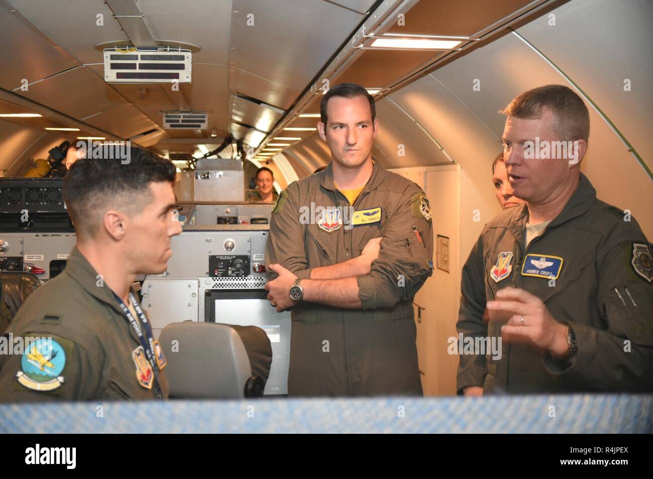 552nd acw -Fotos und -Bildmaterial in hoher Auflösung – Alamy