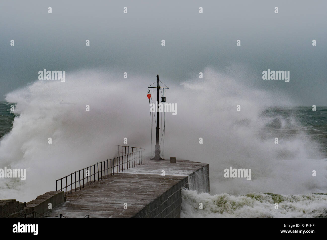 Sturm Uber England
