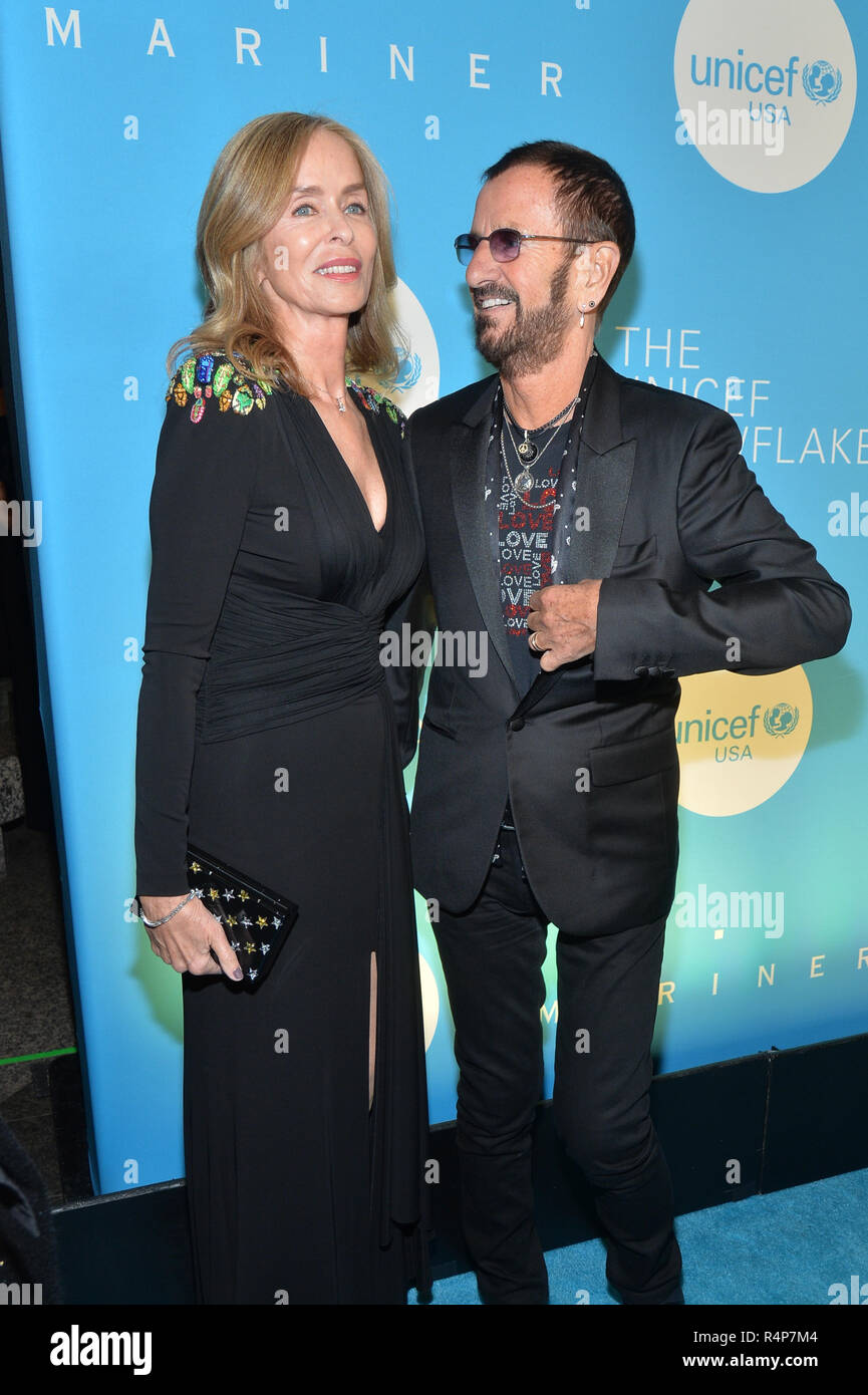 Barbara Bach Stockfotos und -bilder Kaufen - Alamy