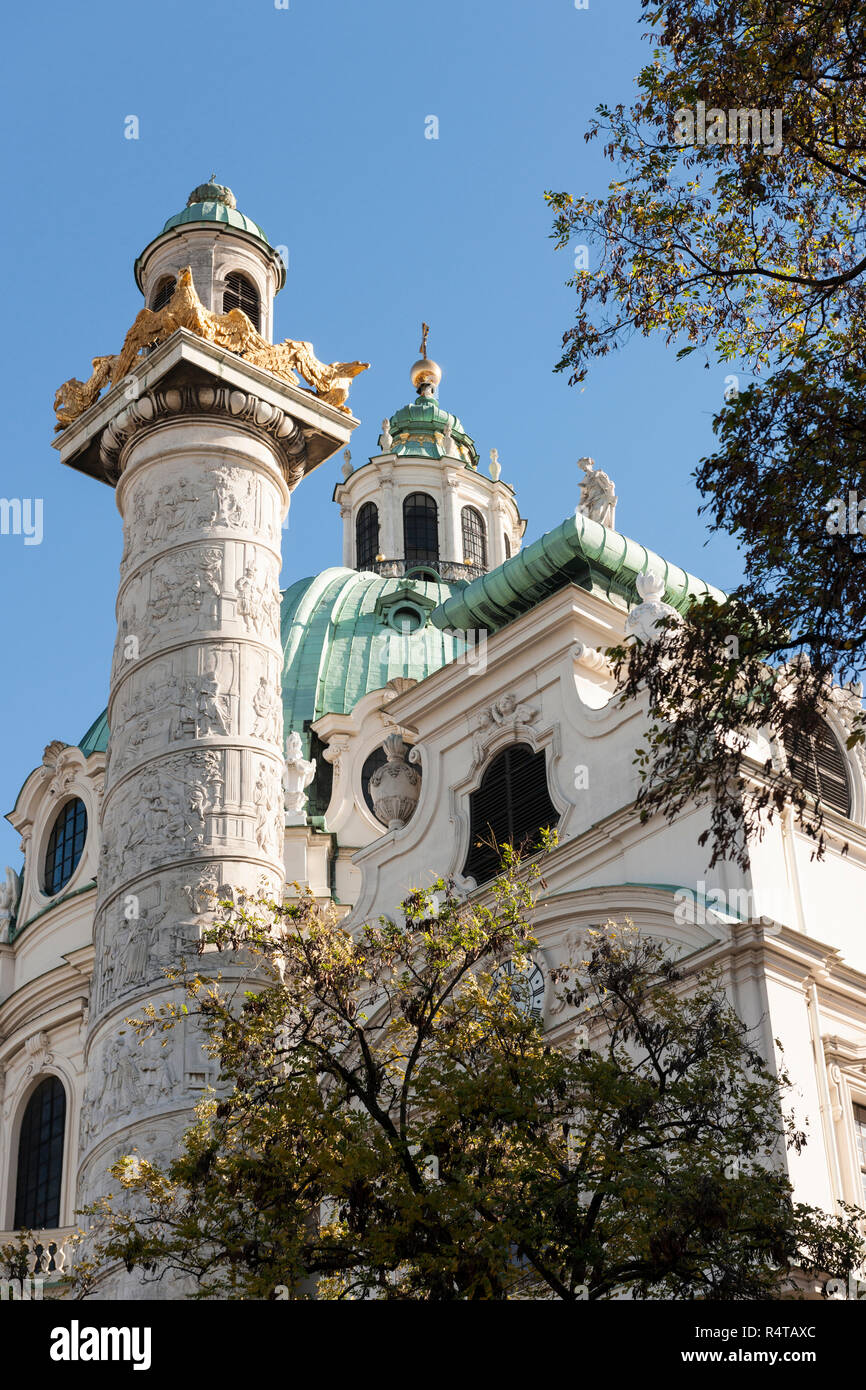 Karlskirche vienna -Fotos und -Bildmaterial in hoher Auflösung – Alamy
