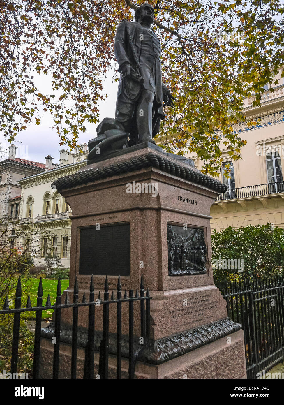 Statue von sir john franklin -Fotos und -Bildmaterial in hoher ...