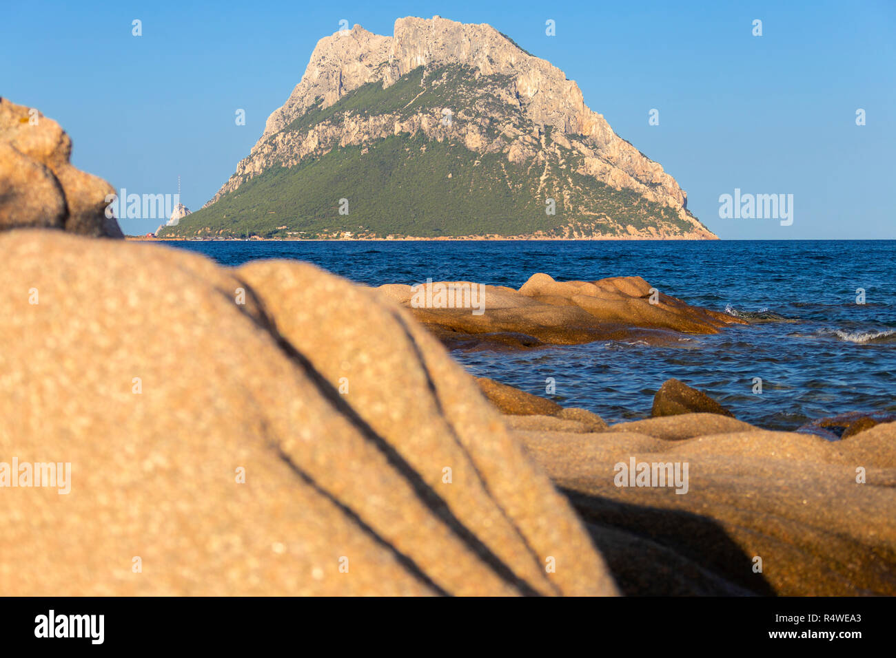 Tavolara insel -Fotos und -Bildmaterial in hoher Auflösung – Alamy