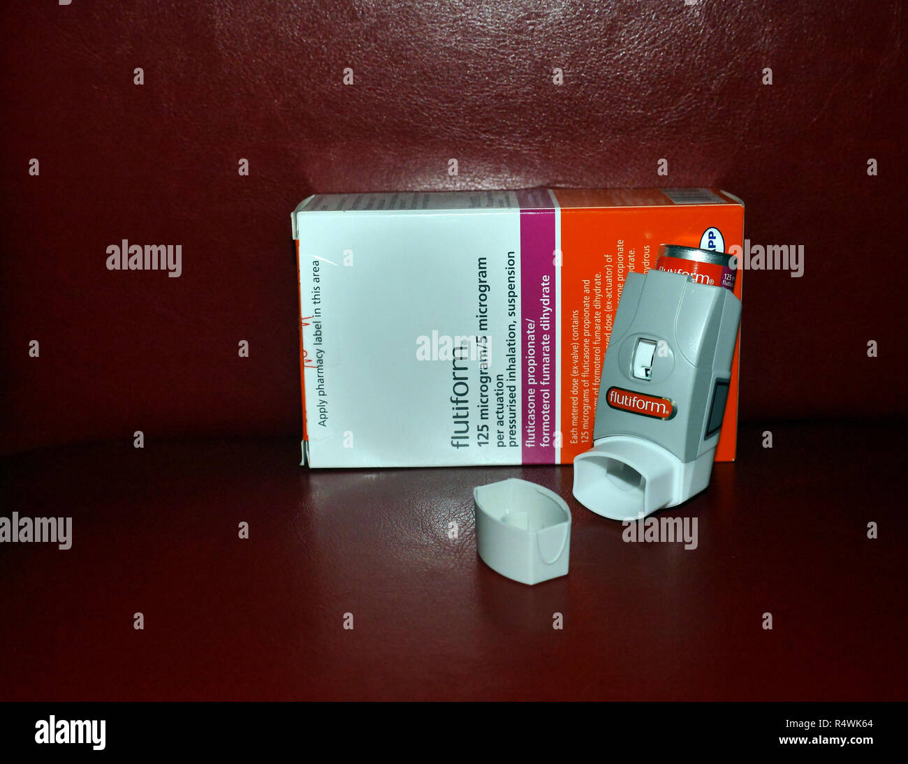 Formoterol fumarate dihydrate -Fotos und -Bildmaterial in hoher ...