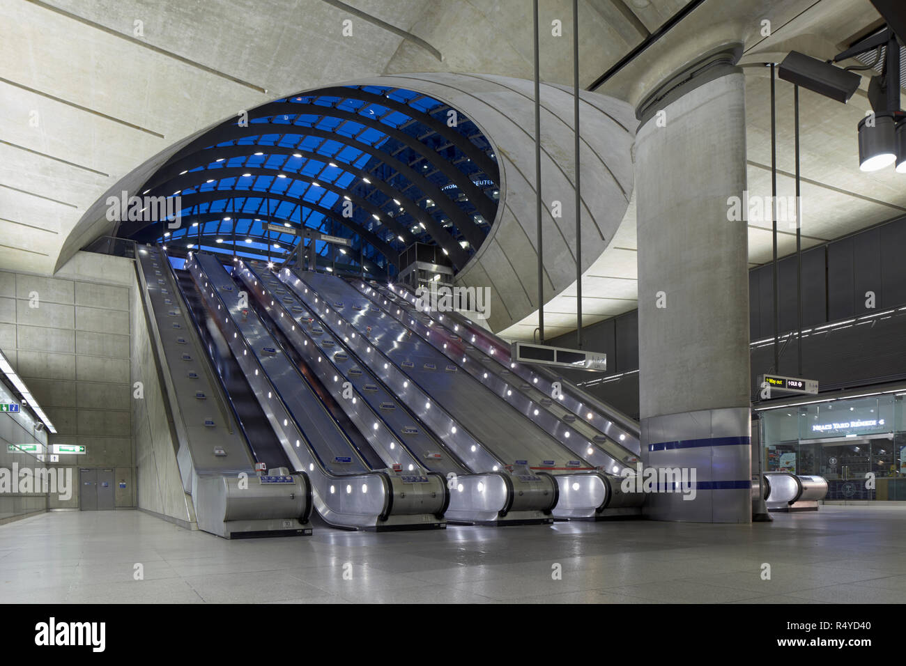 Teil london underground jubilee line extension -Fotos und -Bildmaterial ...