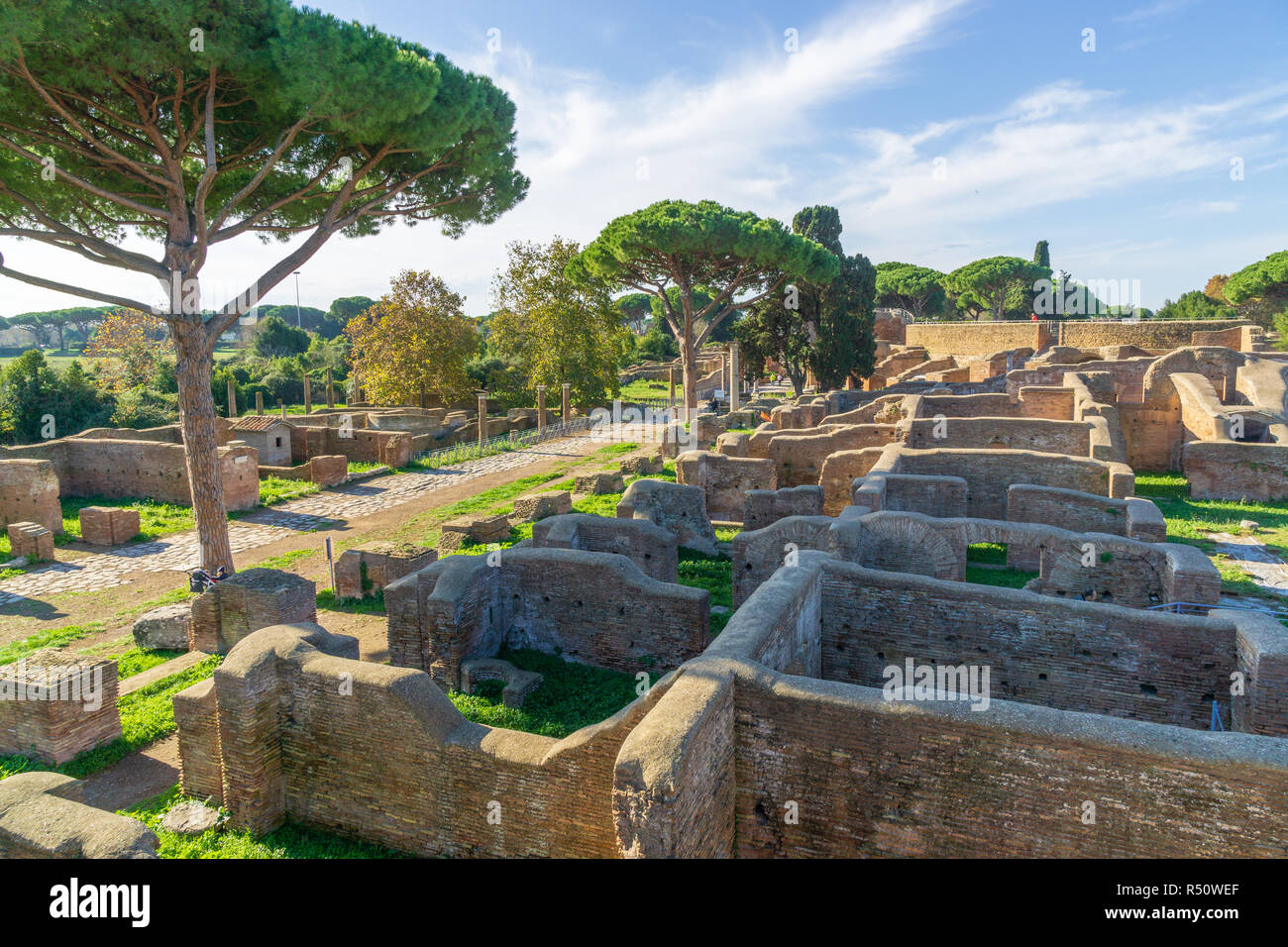 Römische ruinen in ostia antica -Fotos und -Bildmaterial in hoher ...