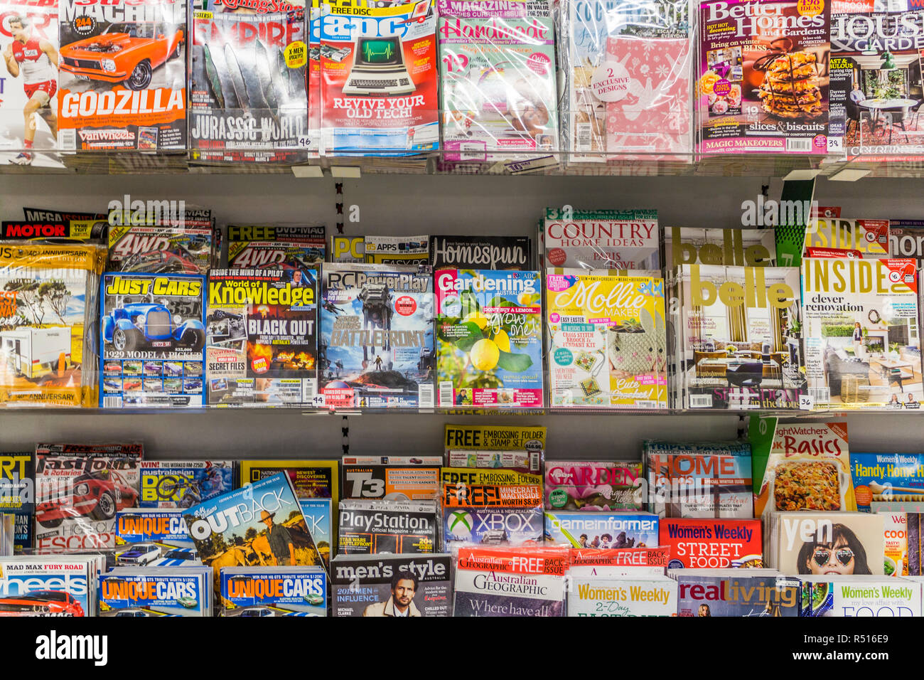 Zeitschriften im supermarkt -Fotos und -Bildmaterial in hoher Auflösung ...