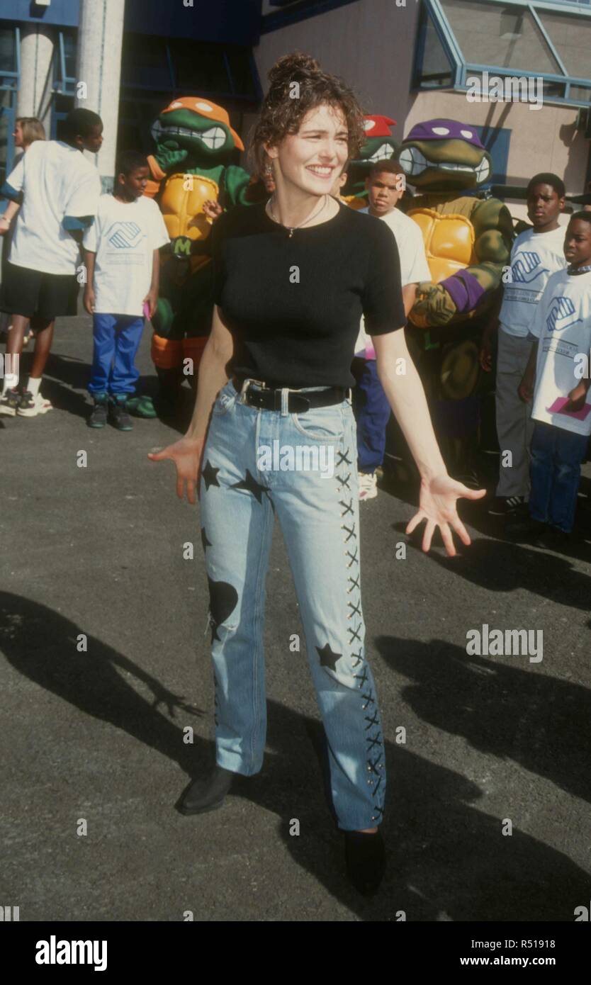 UNIVERSAL CITY, CA - 6. März: Schauspielerin Paige Turco teilnehmen ...