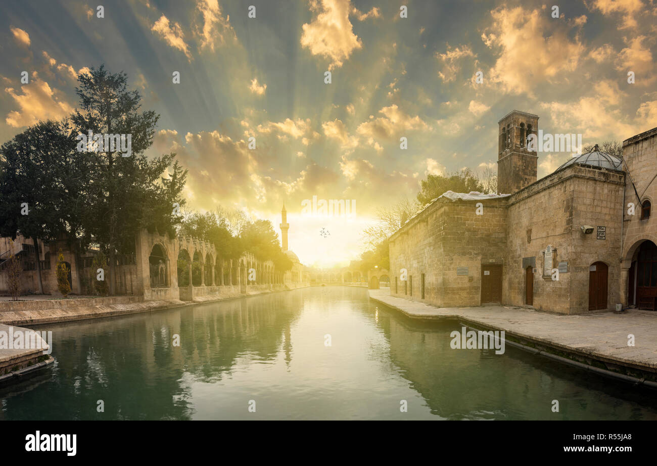 Urfa balikli gol -Fotos und -Bildmaterial in hoher Auflösung – Alamy
