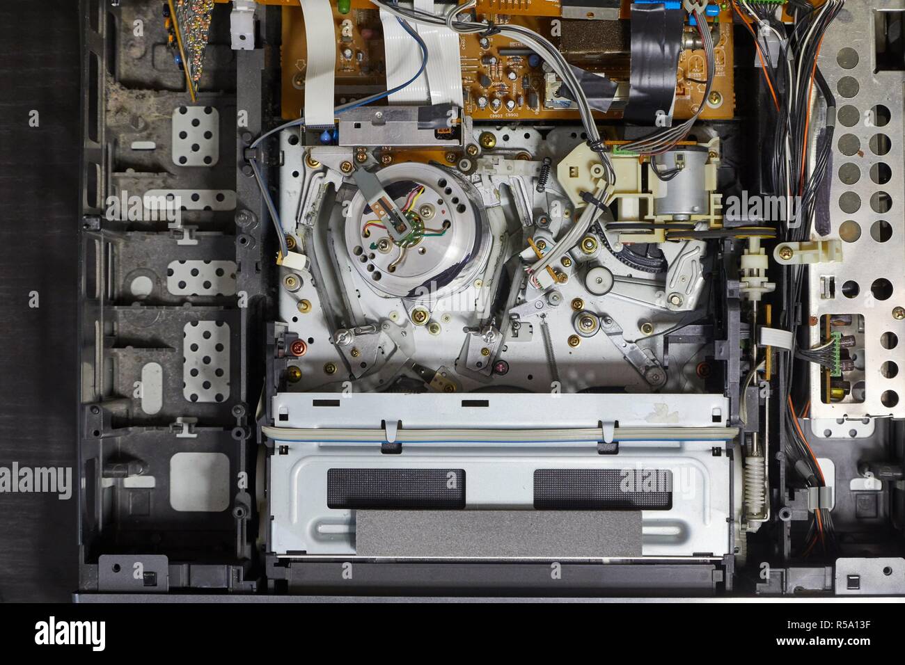 Inside vhs video cassette player -Fotos und -Bildmaterial in hoher ...
