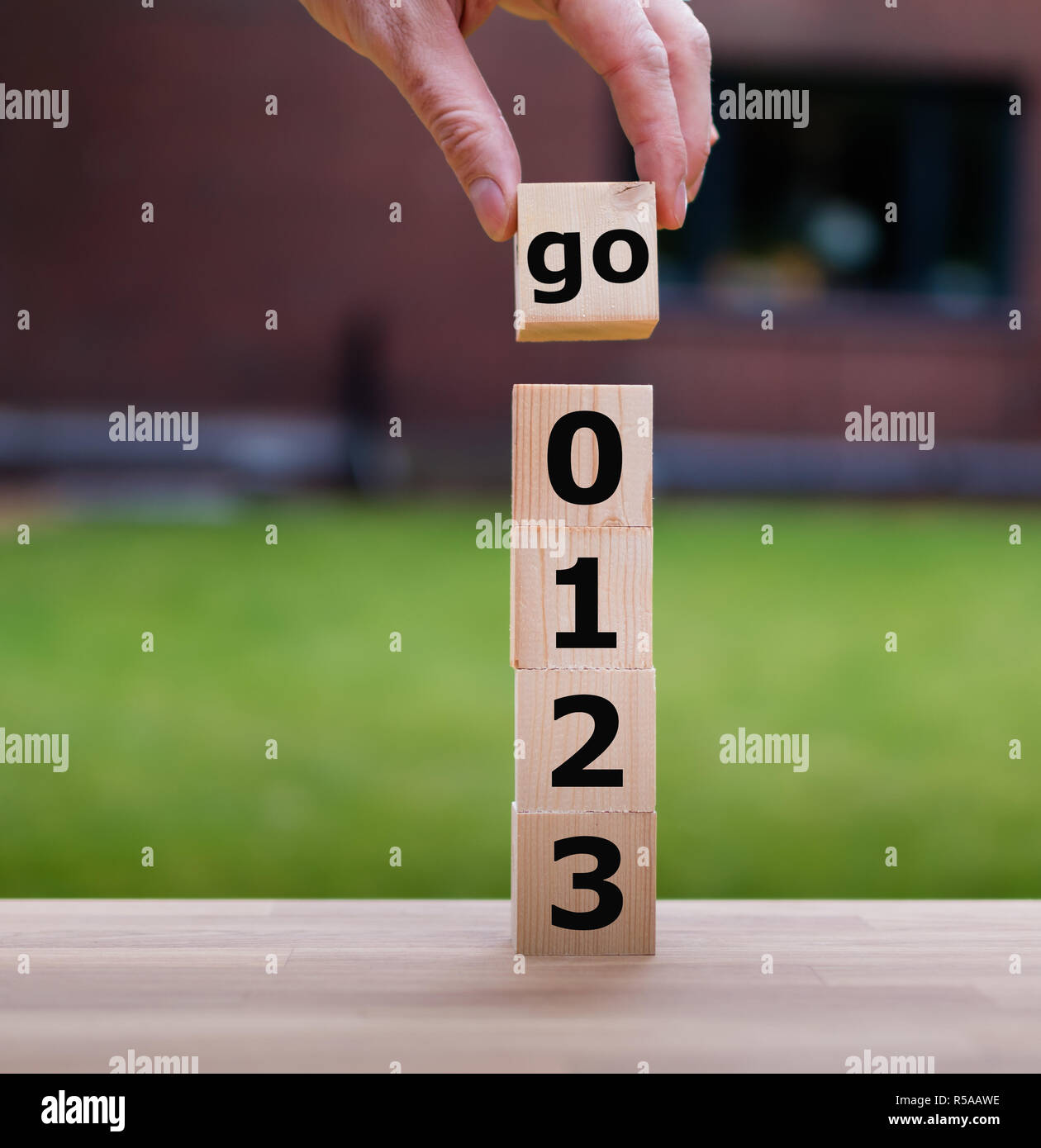 Zwei oder drei -Fotos und -Bildmaterial in hoher Auflösung – Alamy