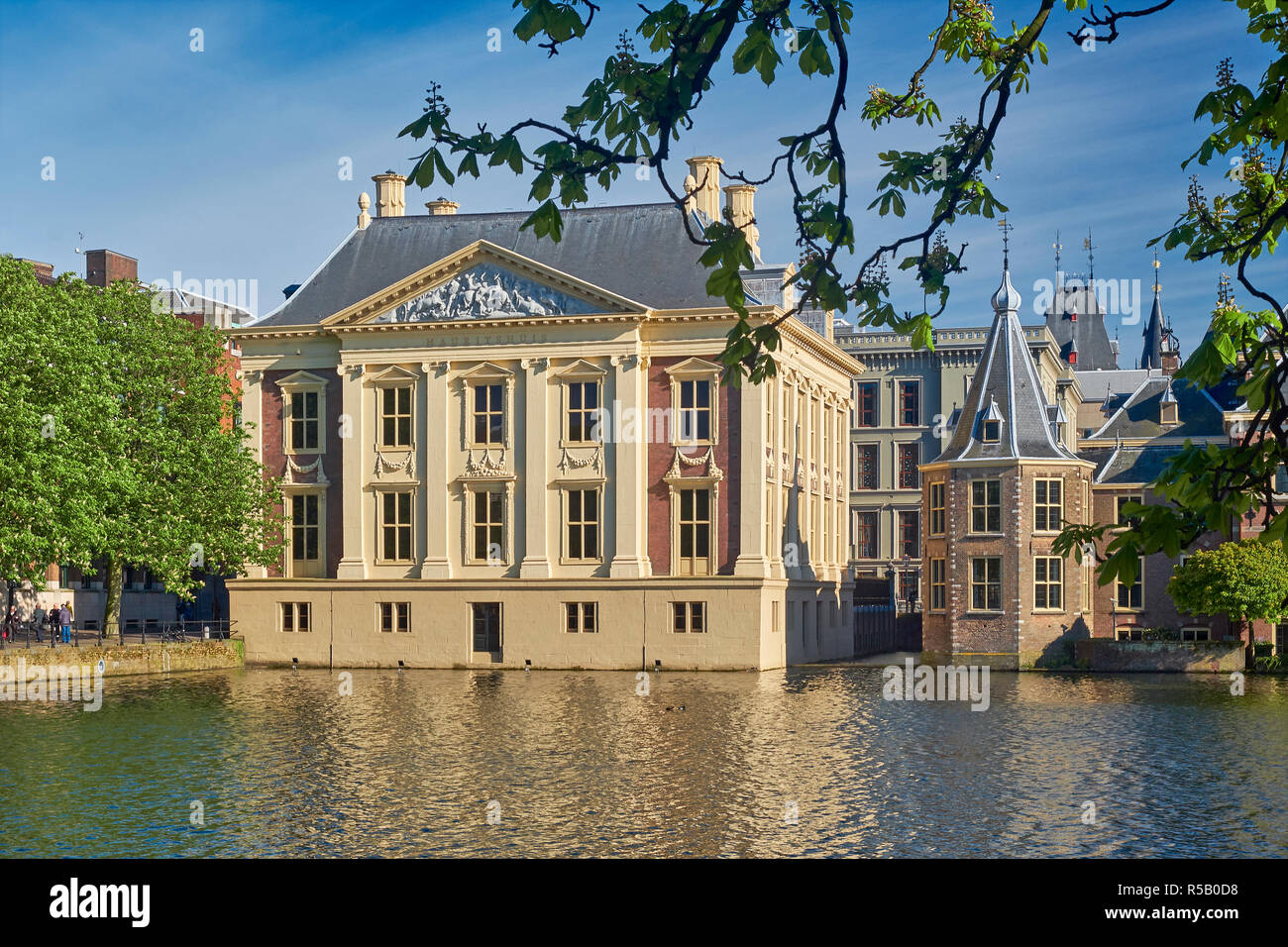 Das haag museum mauritshuis Stockfotos und -bilder Kaufen - Seite 3 - Alamy