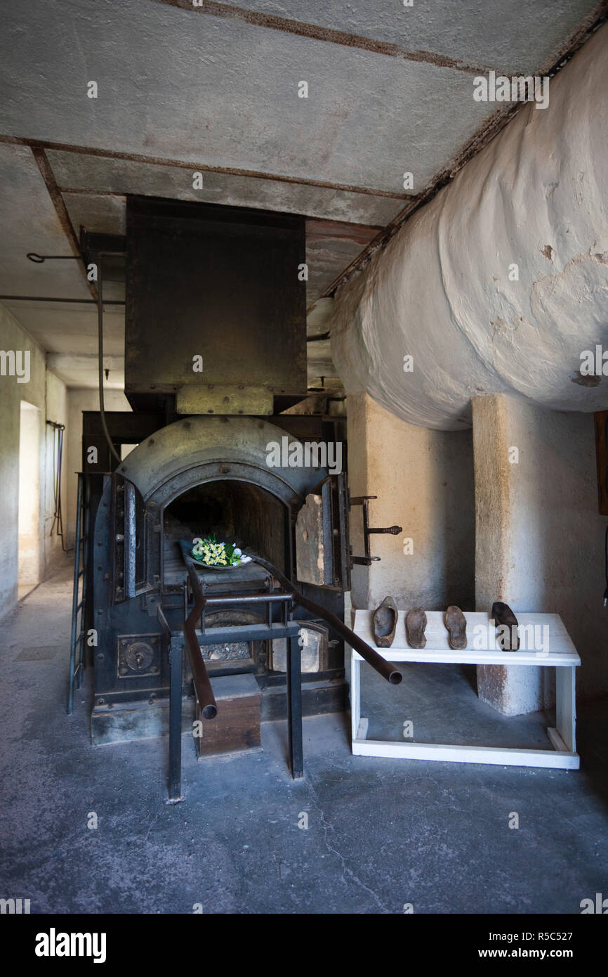 Crematorium building -Fotos und -Bildmaterial in hoher Auflösung – Alamy