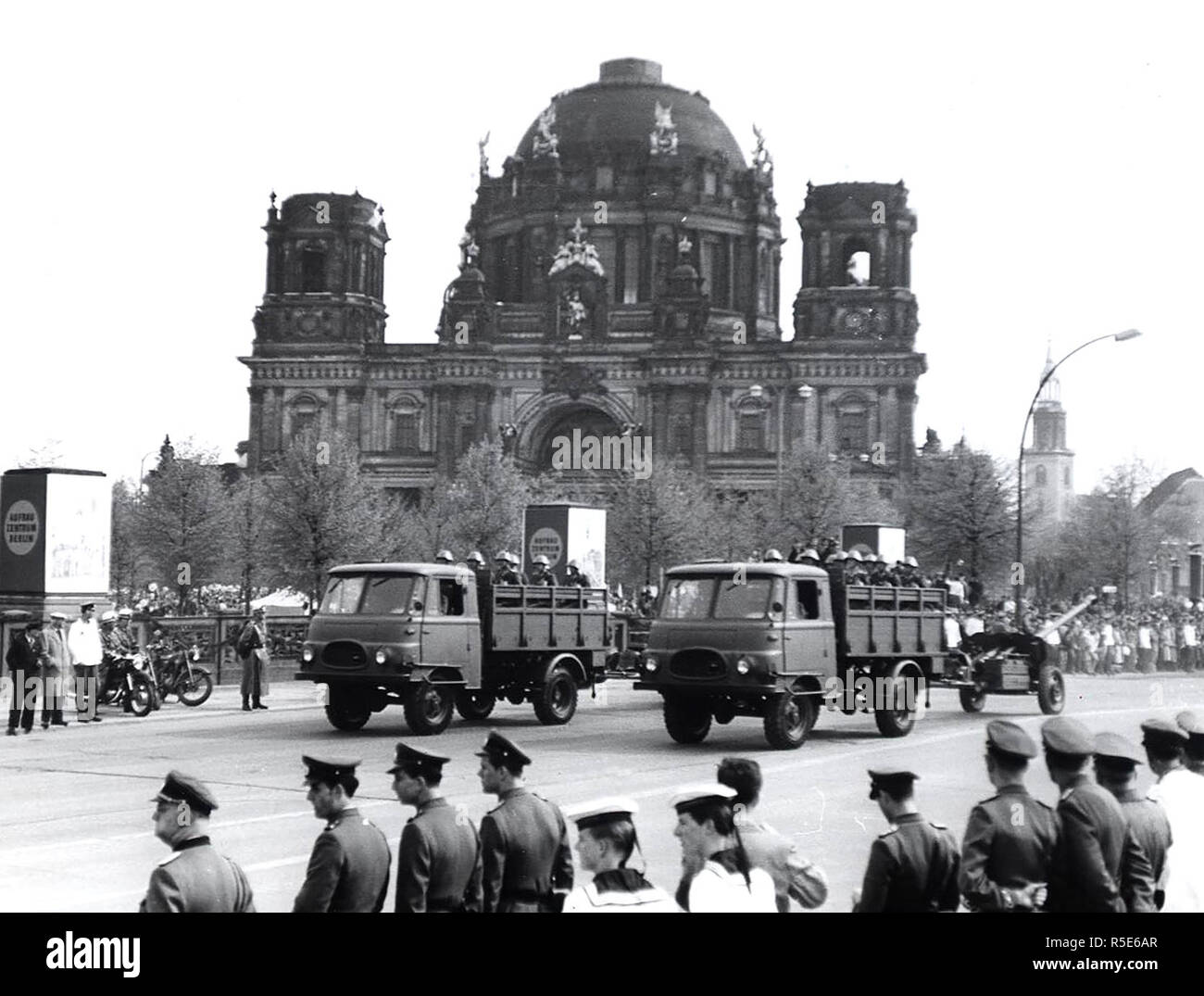 East berlin 1962 -Fotos und -Bildmaterial in hoher Auflösung – Alamy