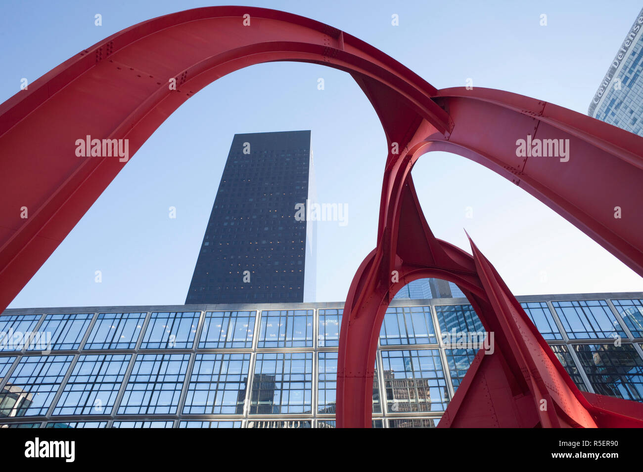 Frankreich, Paris, La Defense, La Grand Stabile Skulpturen von ...