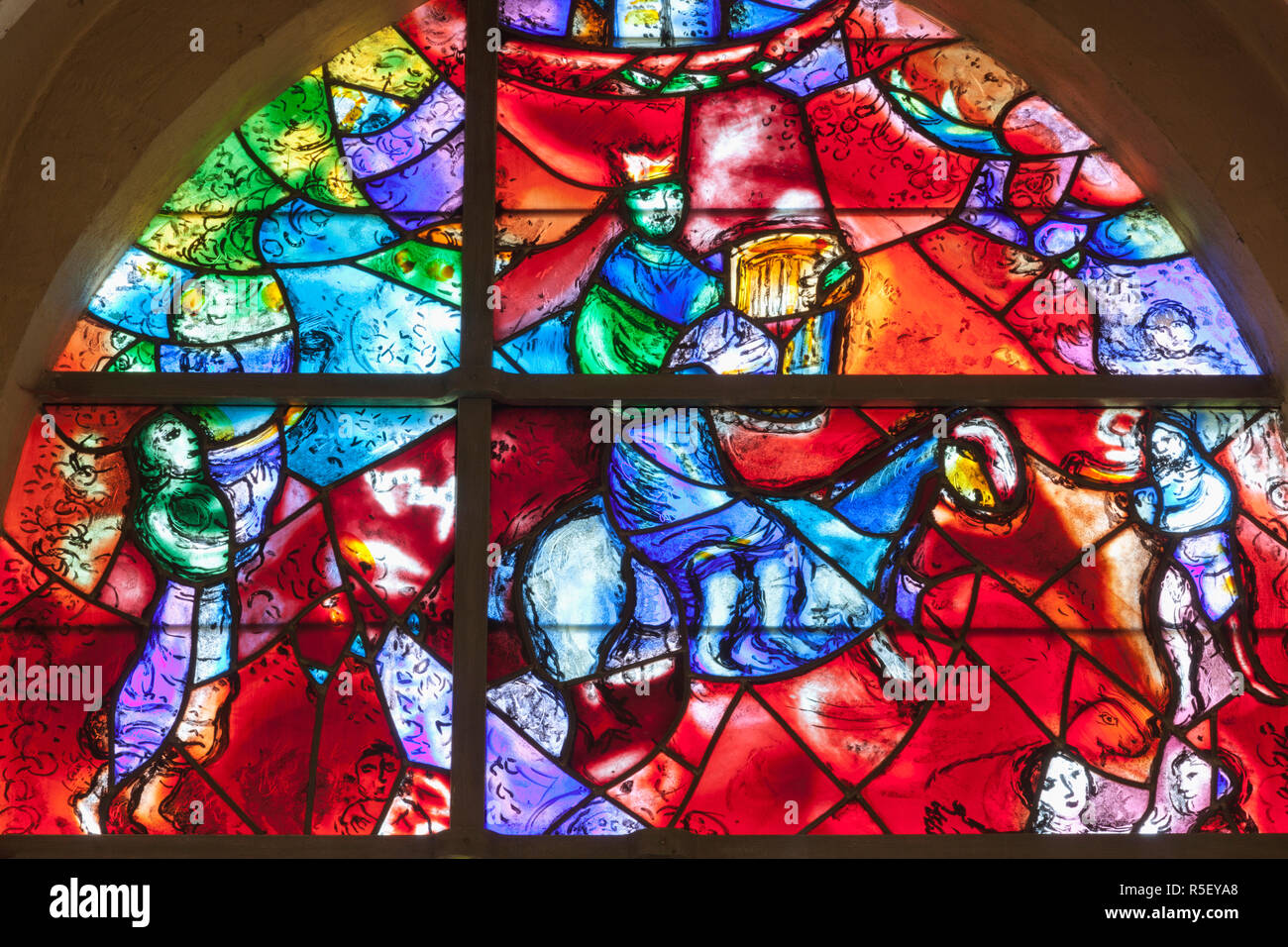 Chagall window -Fotos und -Bildmaterial in hoher Auflösung – Alamy