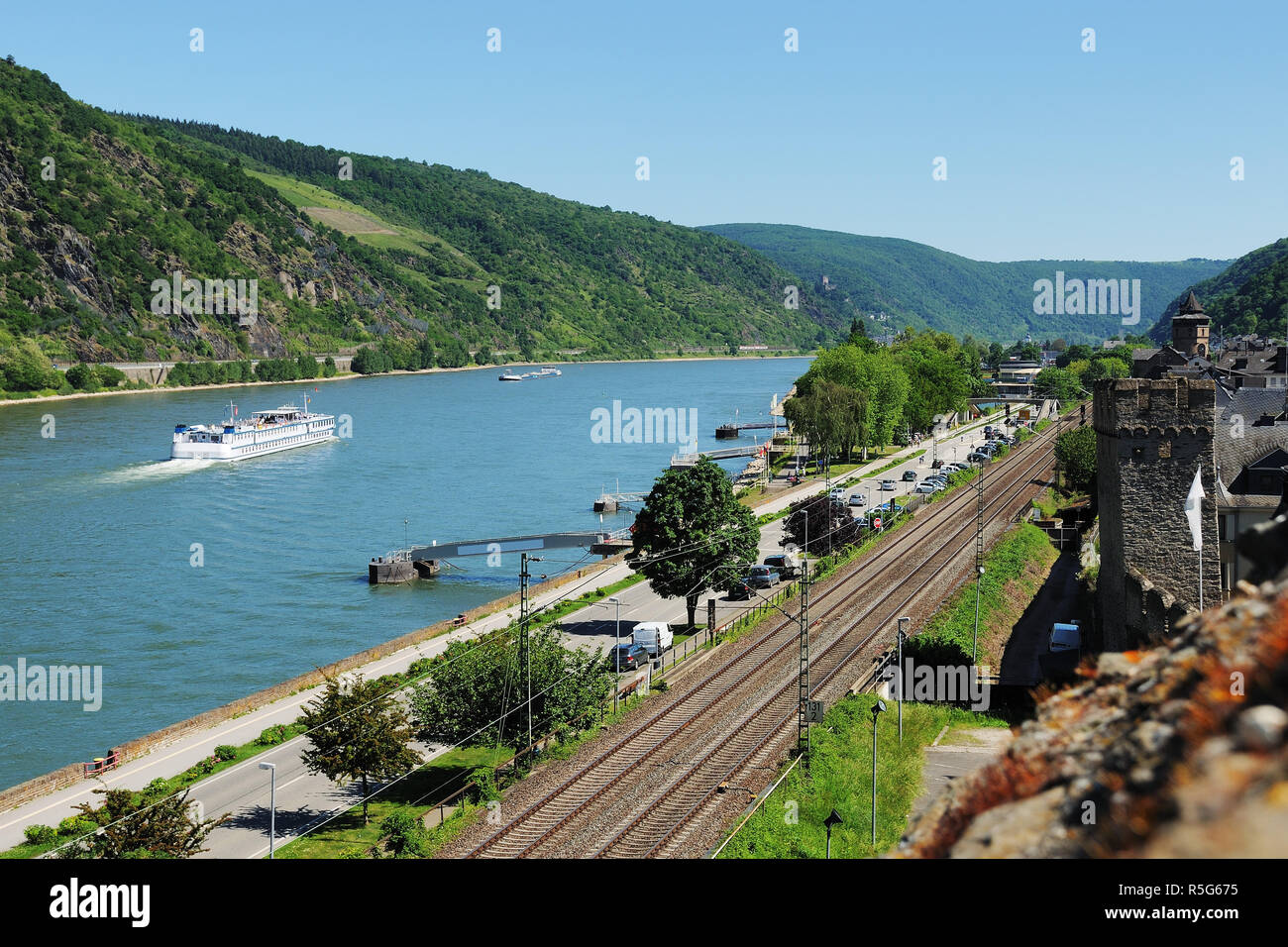 Das mittlere rheintal mit stadt oberwesel -Fotos und -Bildmaterial in ...