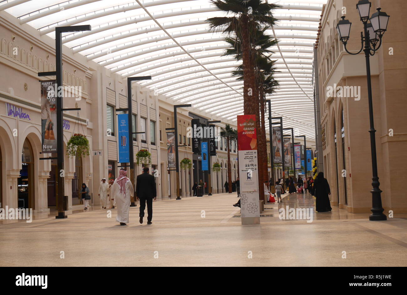 Bahrain the avenues mall -Fotos und -Bildmaterial in hoher Auflösung ...