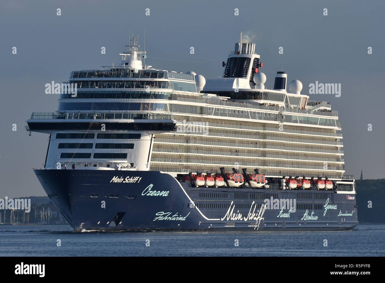Tui mein schiff 1 -Fotos und -Bildmaterial in hoher Auflösung – Alamy