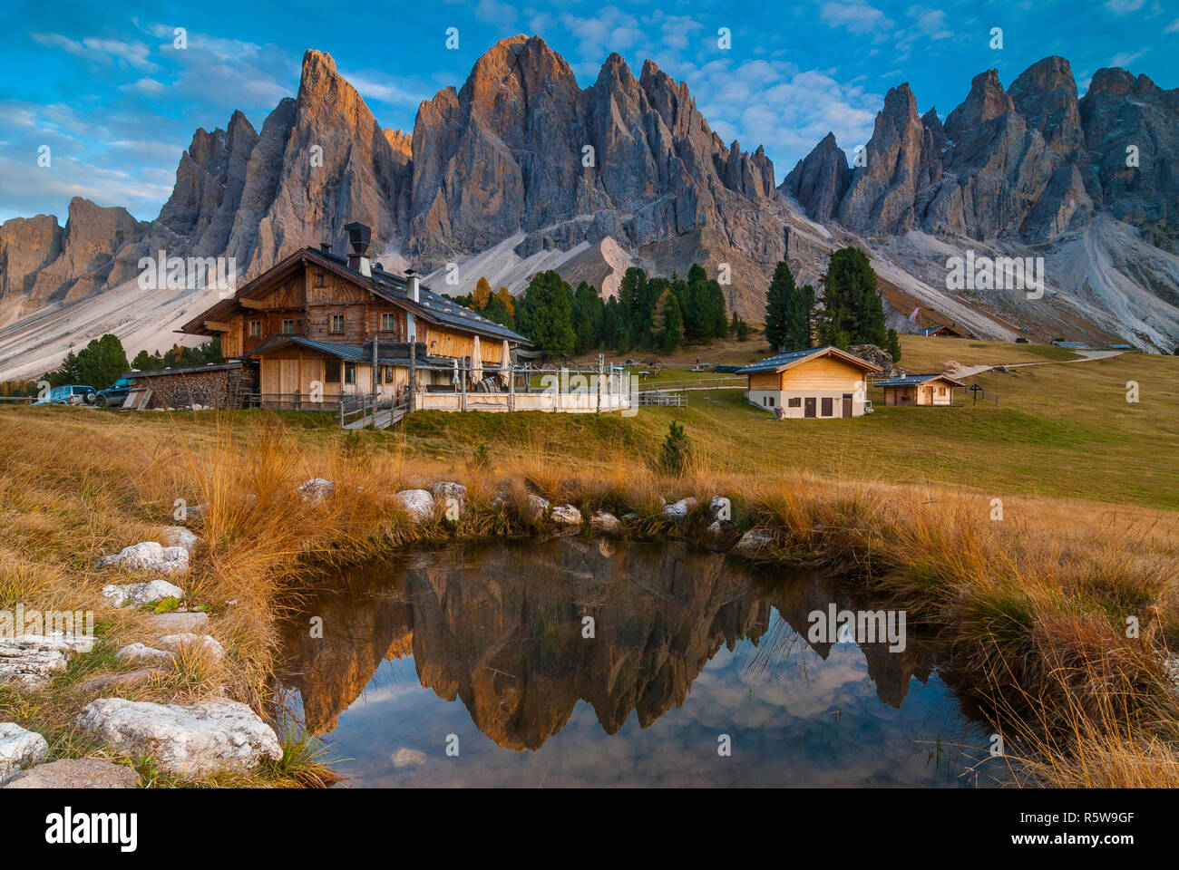 Geislergruppe dolomiten -Fotos und -Bildmaterial in hoher Auflösung – Alamy
