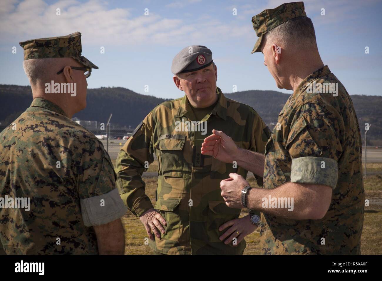 Doug dewey -Fotos und -Bildmaterial in hoher Auflösung – Alamy